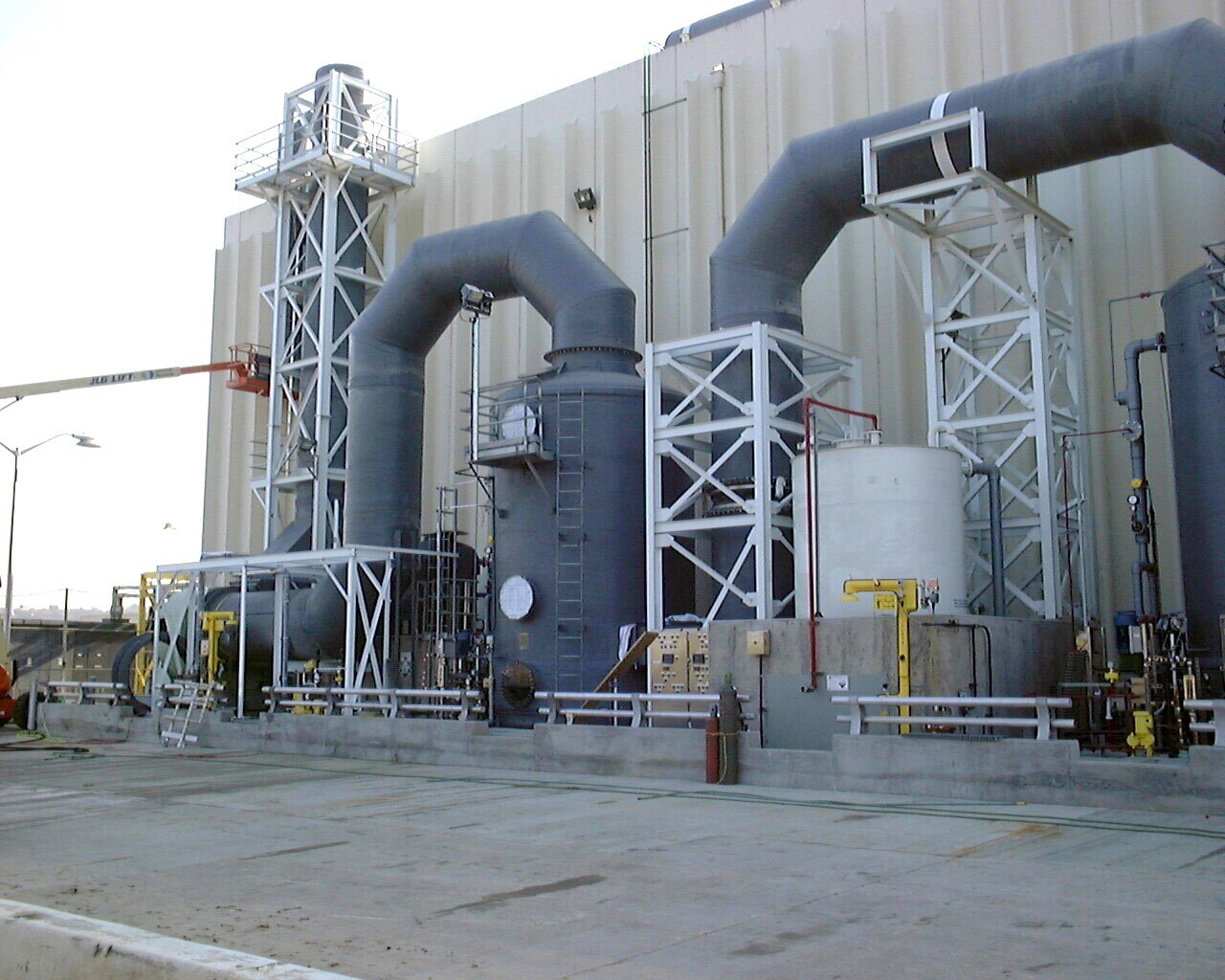 Understanding Hydrogen Sulfide Hazards and Solutions